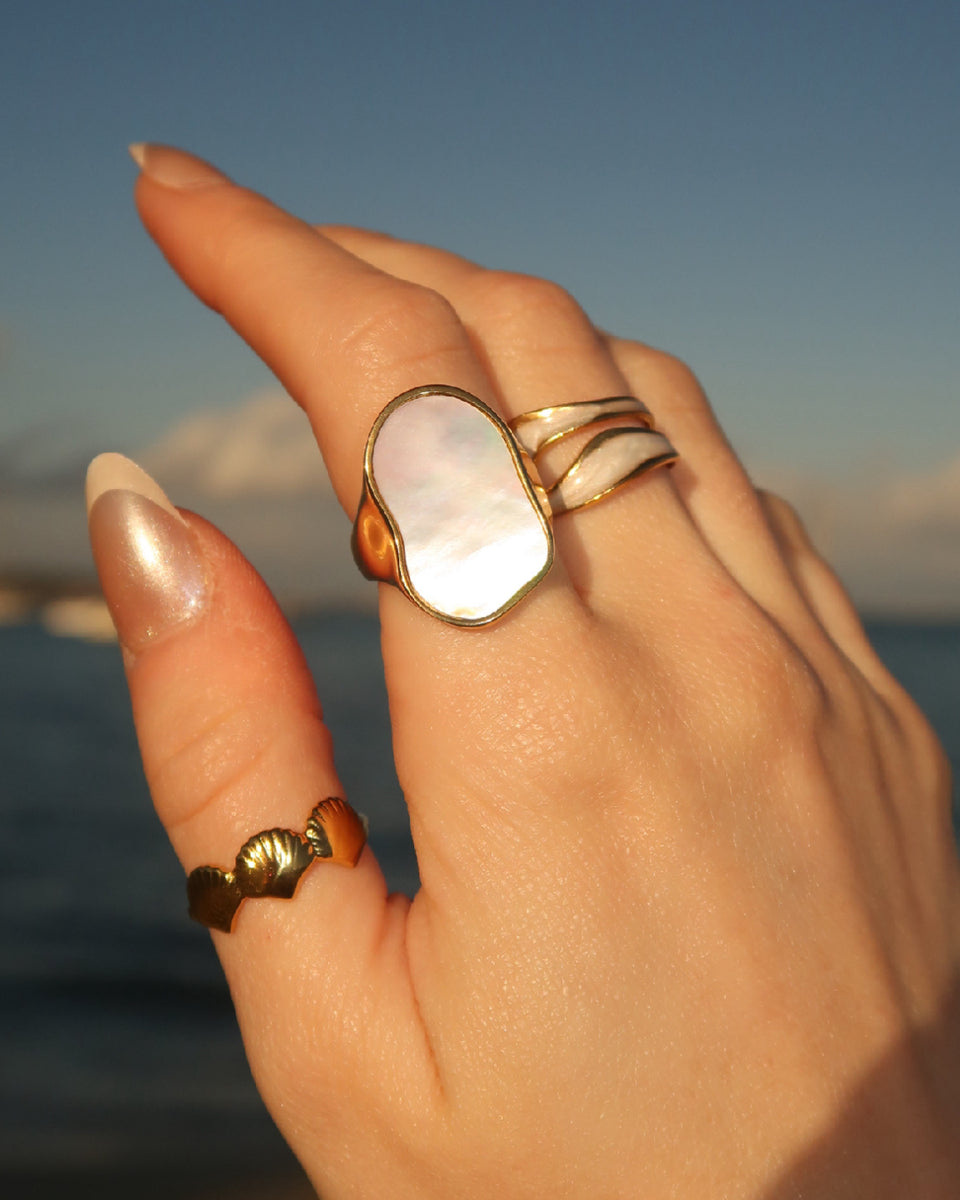 VINX x GLOWYBYCHLOE Beach Wave Ring – VINX of London